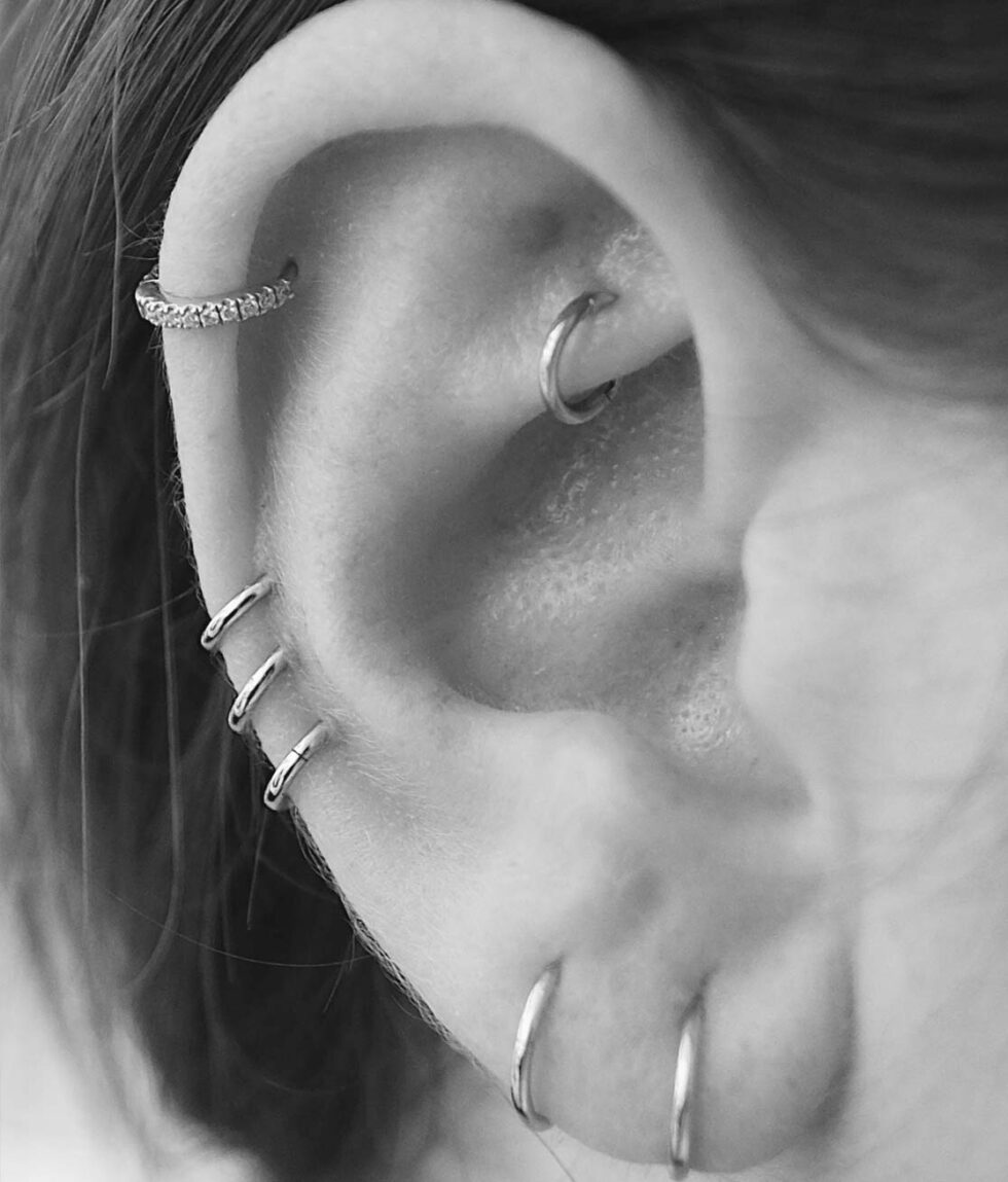 Piercing Málaga - Red Roses Tattoo